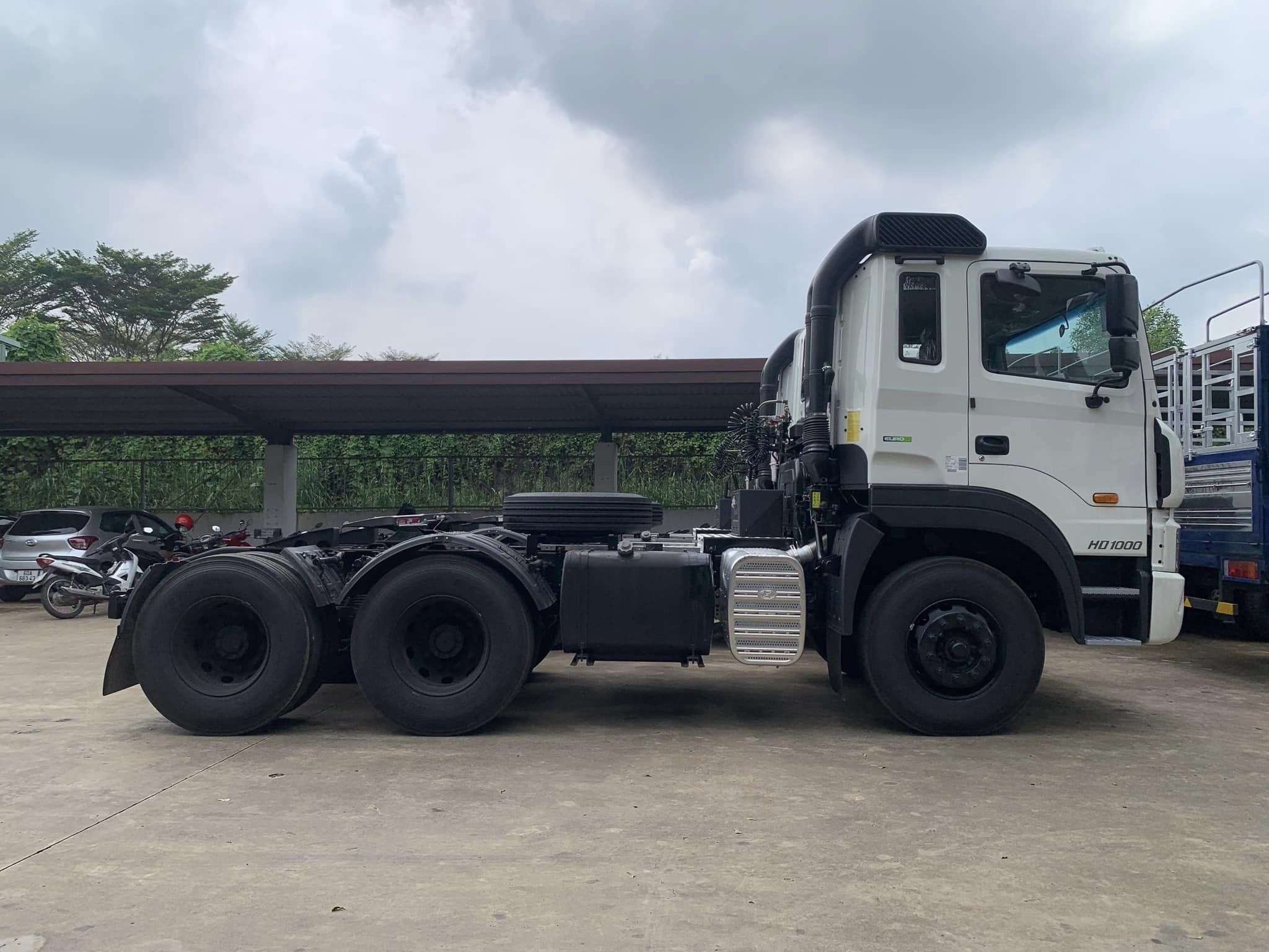 XE ĐẦU KÉO HYUNDAI HD1000 EURO5